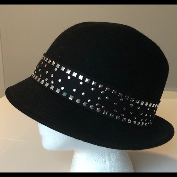 Magid | Accessories | Magid Fedora Hat Black Silver Tone Studded Band ...